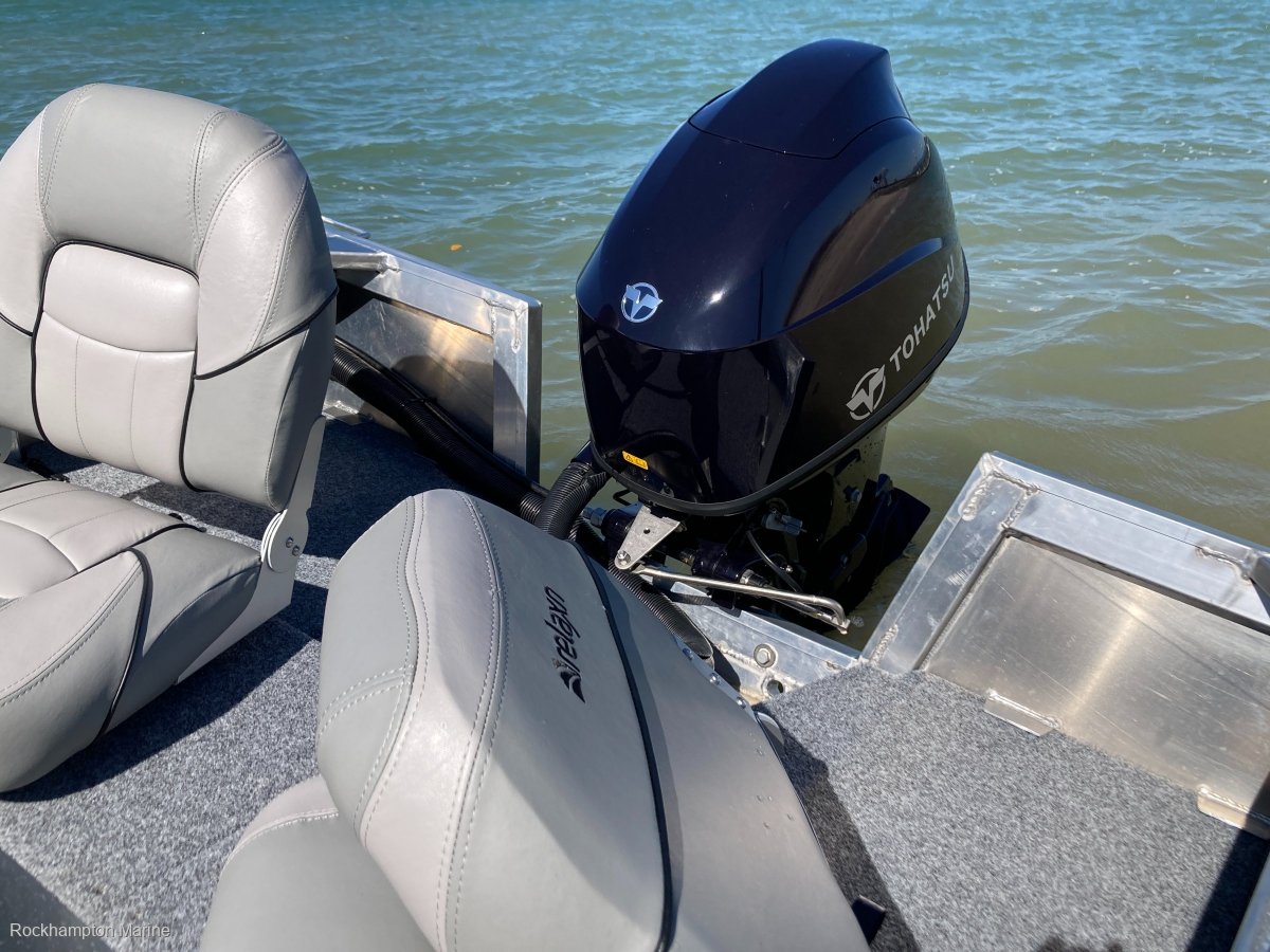 New Makocraft Commander 425 Hd Open Side Console B, M, T Package!! For ...