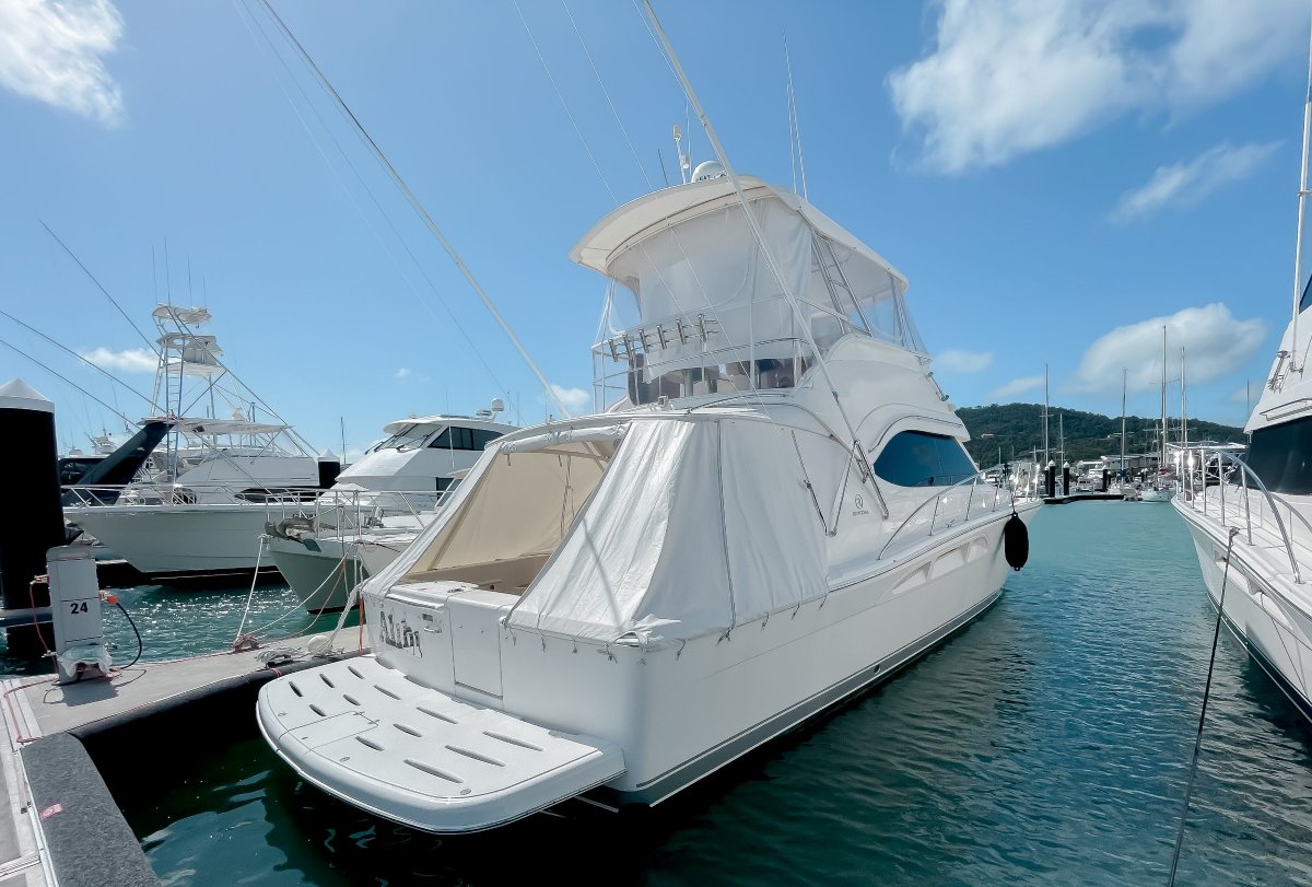 Riviera 47 Flybridge Convertible For Sale | World Wide Boat Brokers
