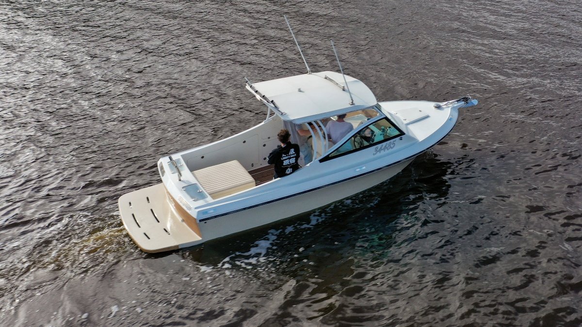 Used Caribbean Reef Runner 21 With 2020 Mercruiser 370 & Hamilton Jet ...