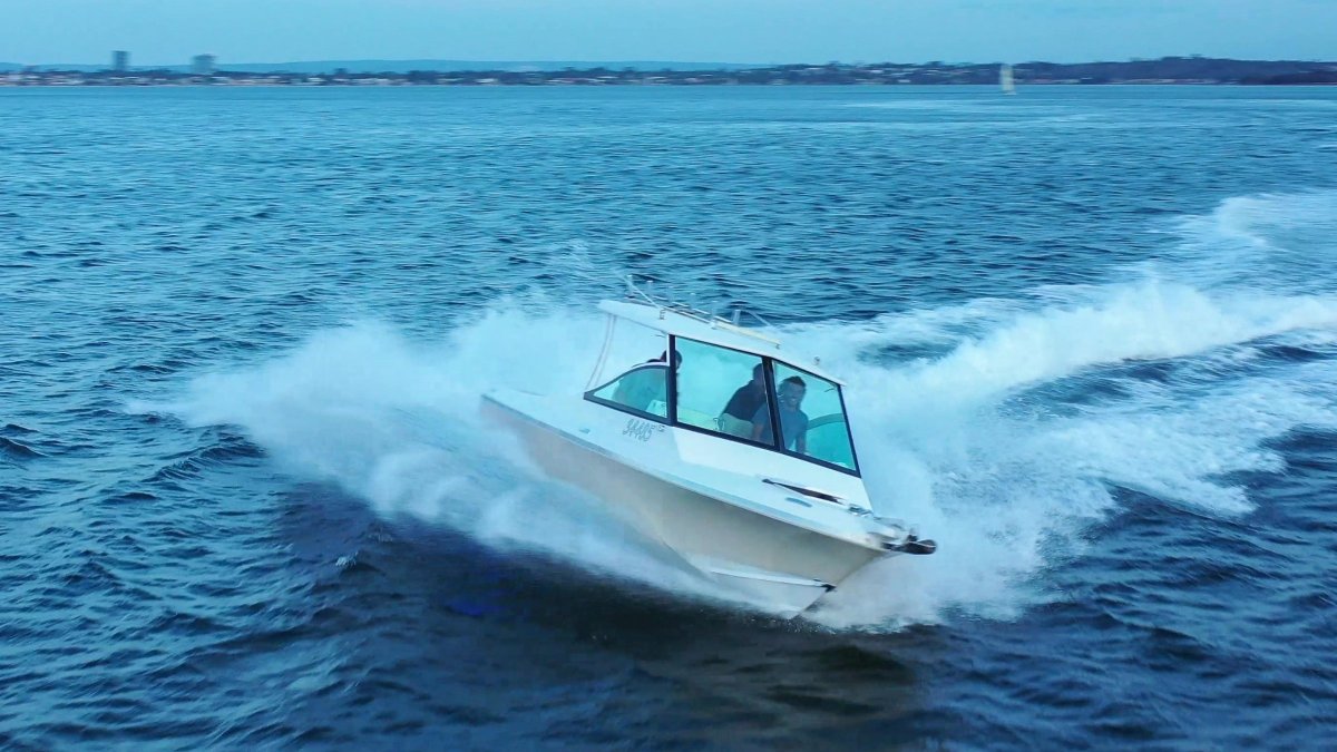 Used Caribbean Reef Runner 21 With 2020 Mercruiser 370 & Hamilton Jet ...