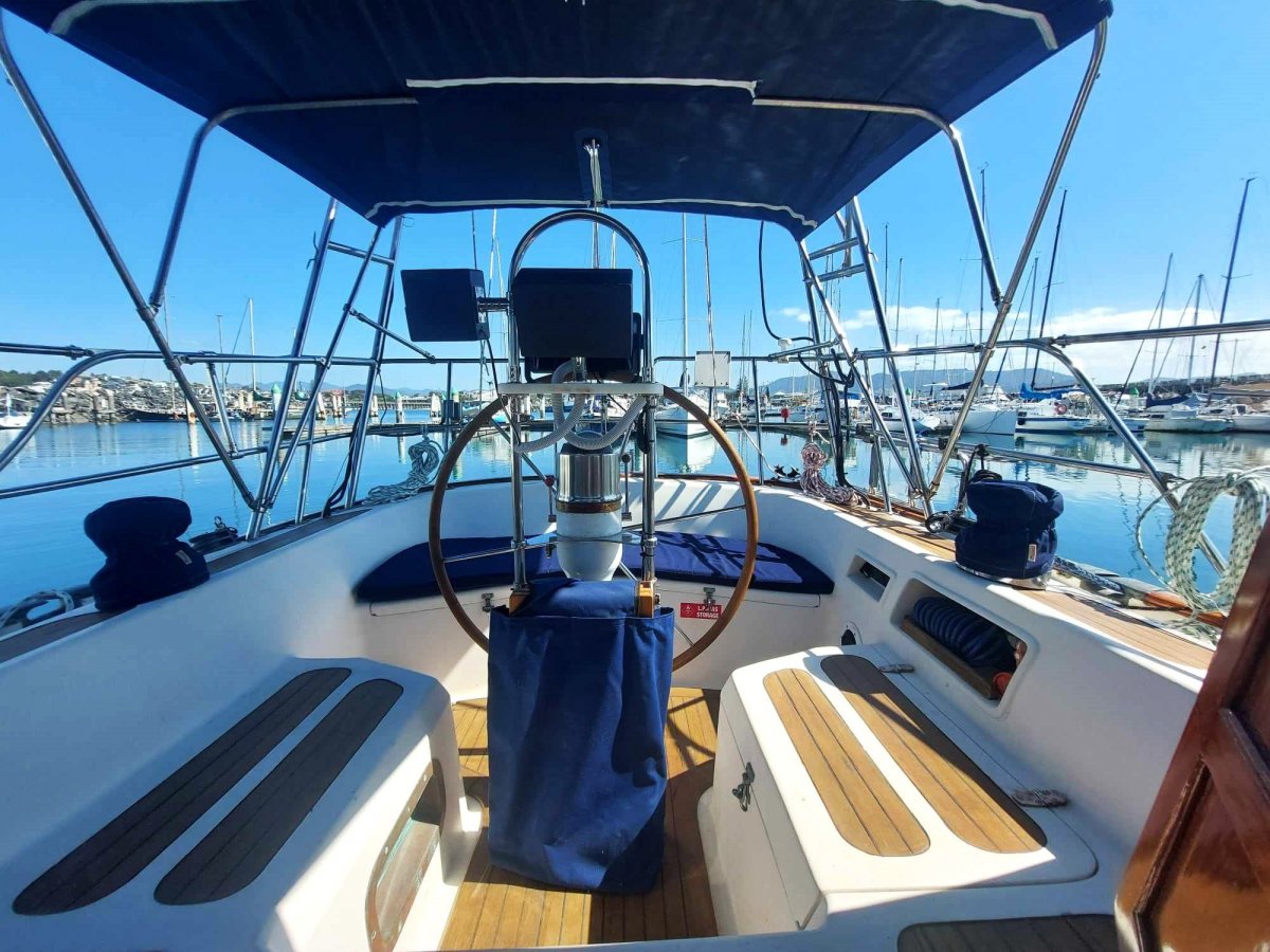 Passport 40 For Sale | Coast Wide Marine