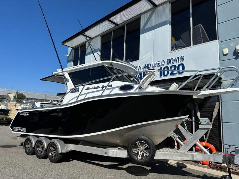 Used RAZERLINE Boats for Sale | Yachthub