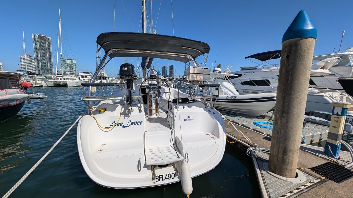 Used Hunter 356 for Sale | Yachts For Sale | Yachthub