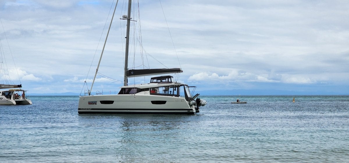 Fountaine Pajot Isla 40: Sailing Catamaran for Sale | Fibreglass/grp ...