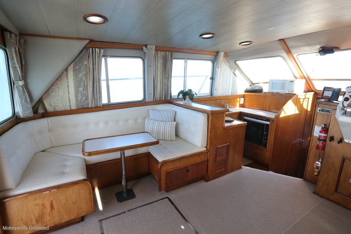 Precision 36 - Twin diesel, two cabins, sleeps 6 For Sale | Motoryachts ...