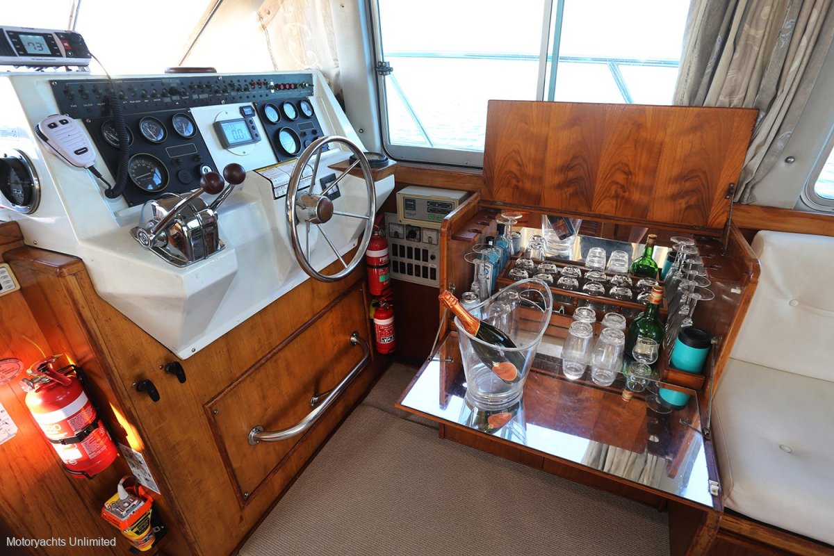 Precision 36 - Twin diesel, two cabins, sleeps 6 For Sale | Motoryachts ...