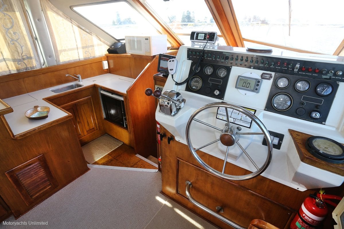 Precision 36 - Twin diesel, two cabins, sleeps 6 For Sale | Motoryachts ...
