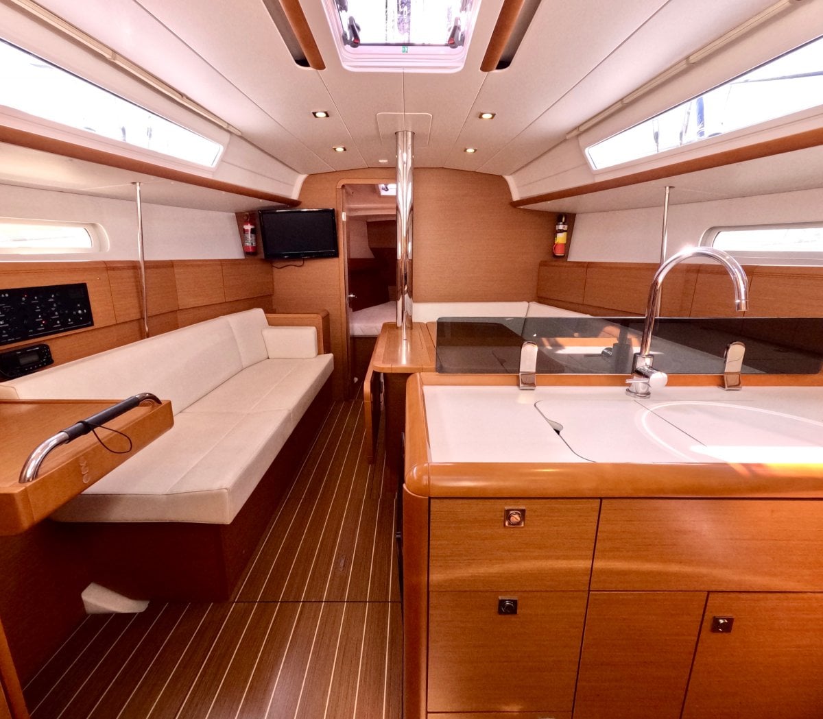 Used Jeanneau Sun Odyssey 379 Superb Condition, Ready To Enjoy! for ...