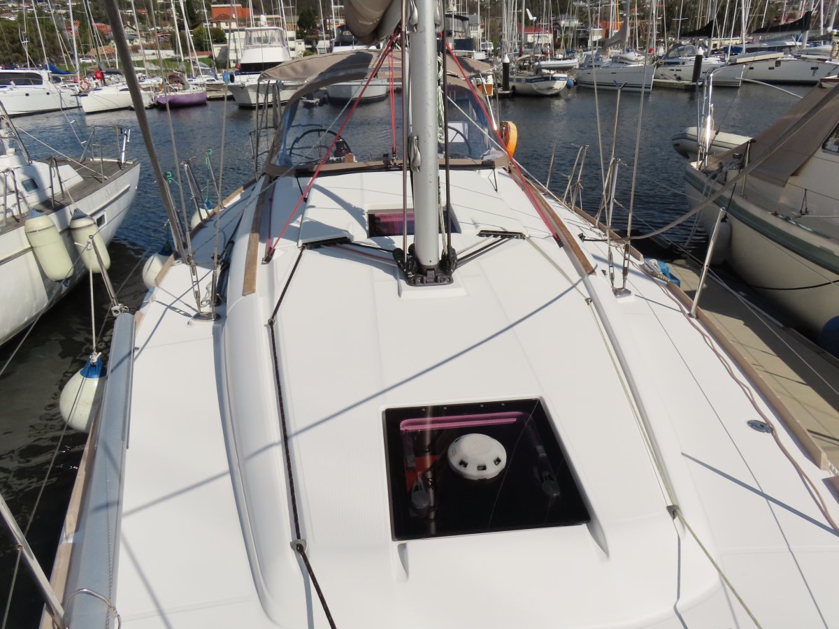 Used Jeanneau Sun Odyssey 379 Superb Condition, Ready To Enjoy! for ...