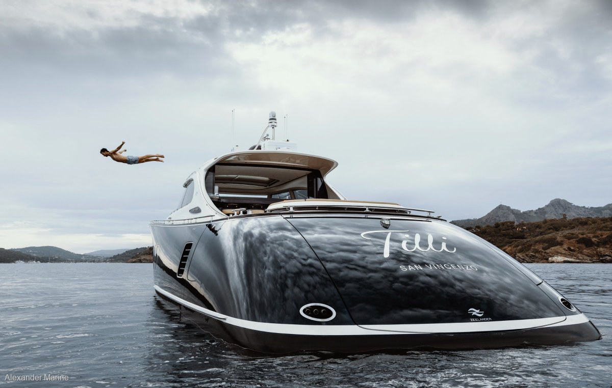 Zeelander 7 Sedan: Power Boats | Boats Online for Sale | Fibreglass/grp ...