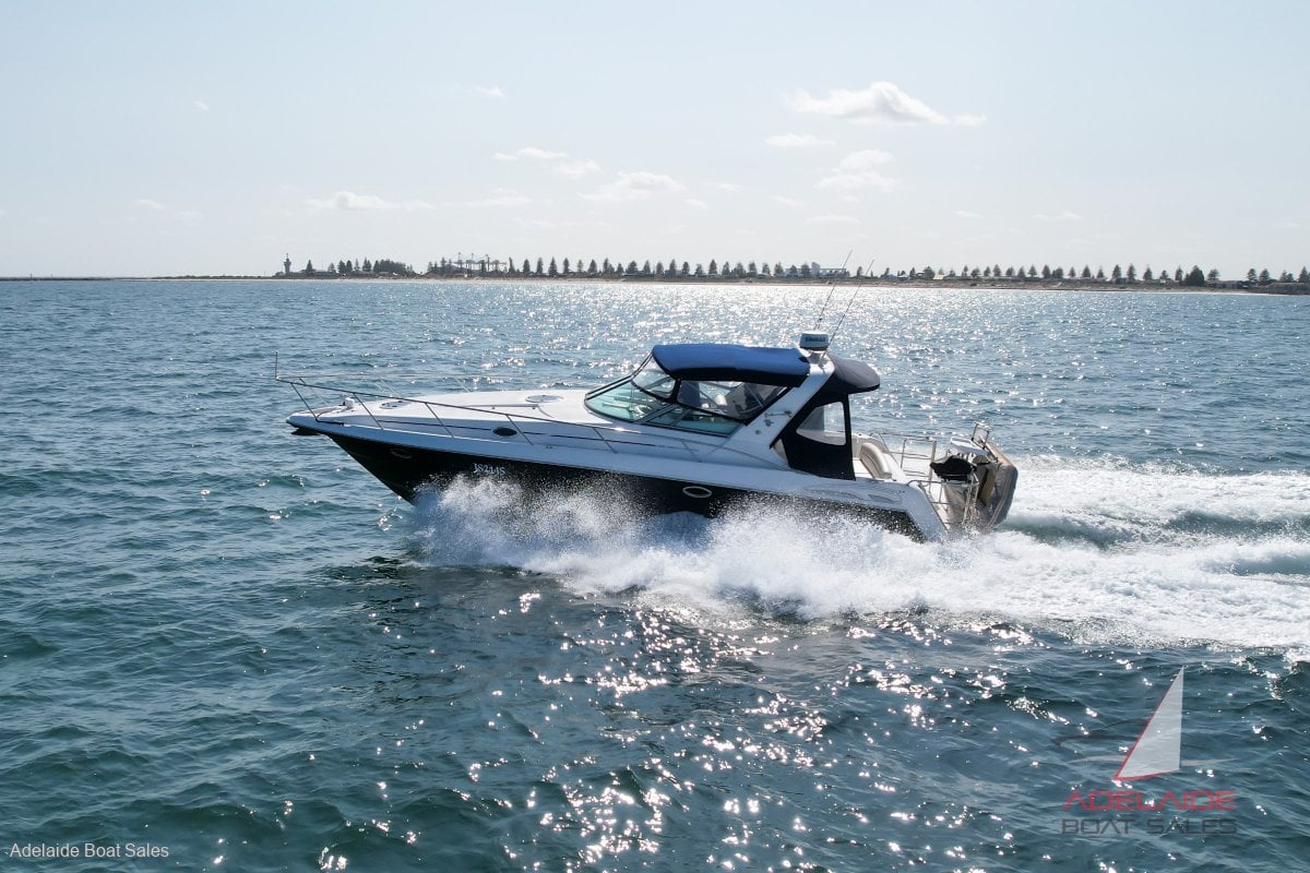 Mustang 3800 Sportscruiser: Power Boats | Boats Online for Sale ...