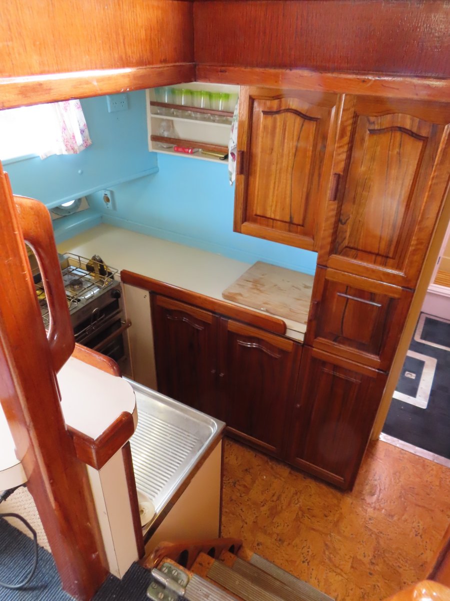 Used Holmes 51 Motor Cruiser Superbly Built Historical Motor Cruiser ...