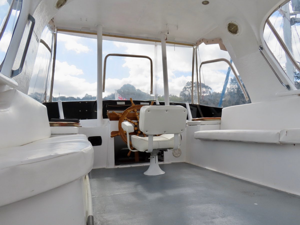 Used Holmes 51 Motor Cruiser Superbly Built Historical Motor Cruiser ...