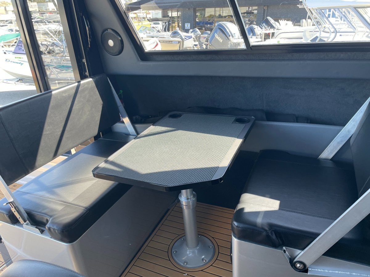 New Surtees 800 Gamefisher For Sale | Chivers Marine