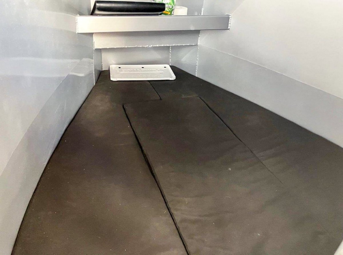 Amc 8.0 Centre Cab: Commercial Vessel | Boats Online for Sale ...