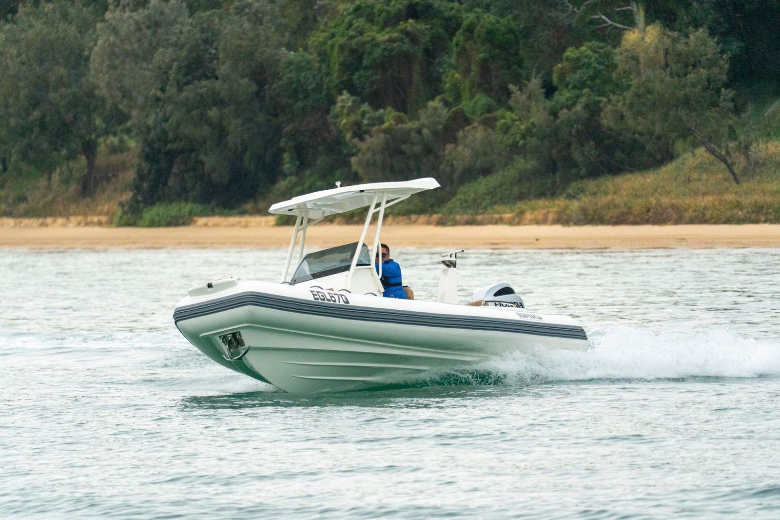 New Brig Eagle 670 Fibreglass Centre Console Rib With Hypalon Tubes ...