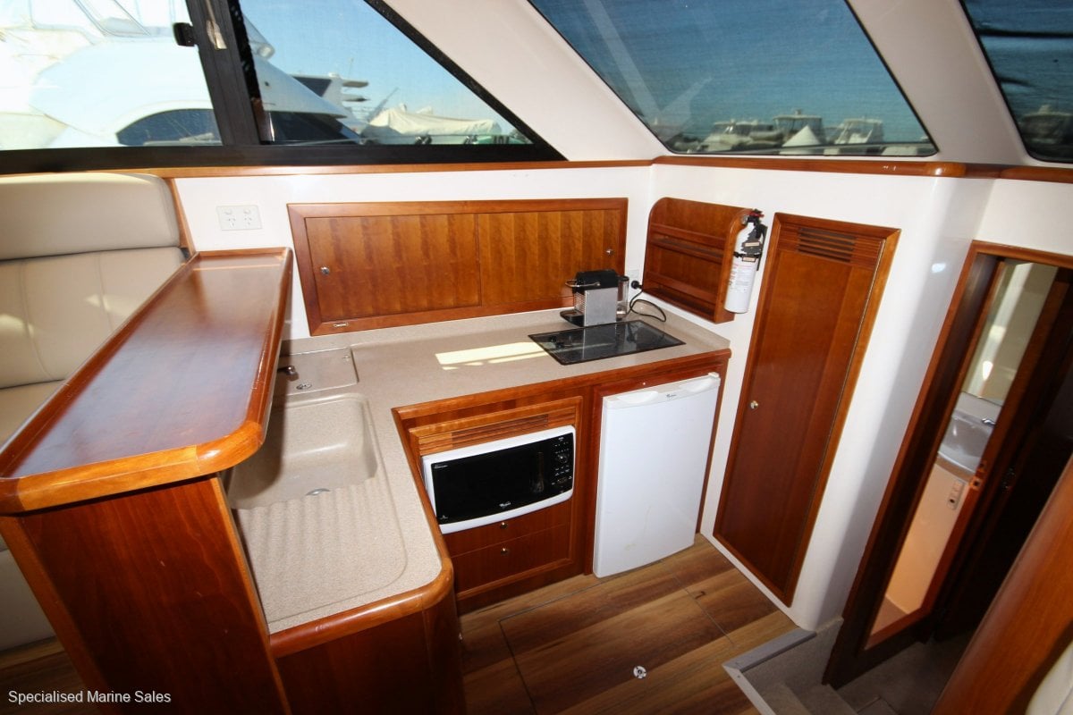 Used Riviera 3850 Open Flybridge *** Ideal Rottnest Boat *** $330,000 ...