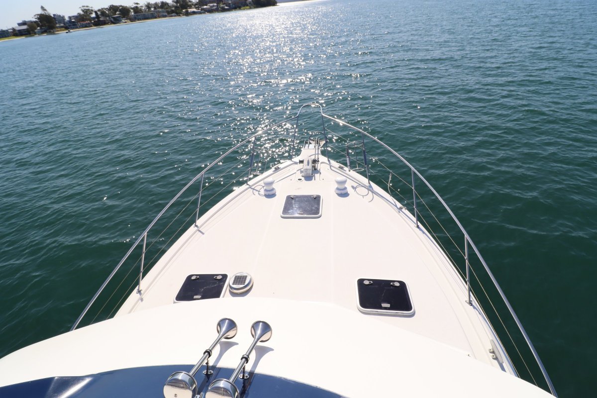 Used Riviera 33 Bluewater for Sale | Boats For Sale | Yachthub