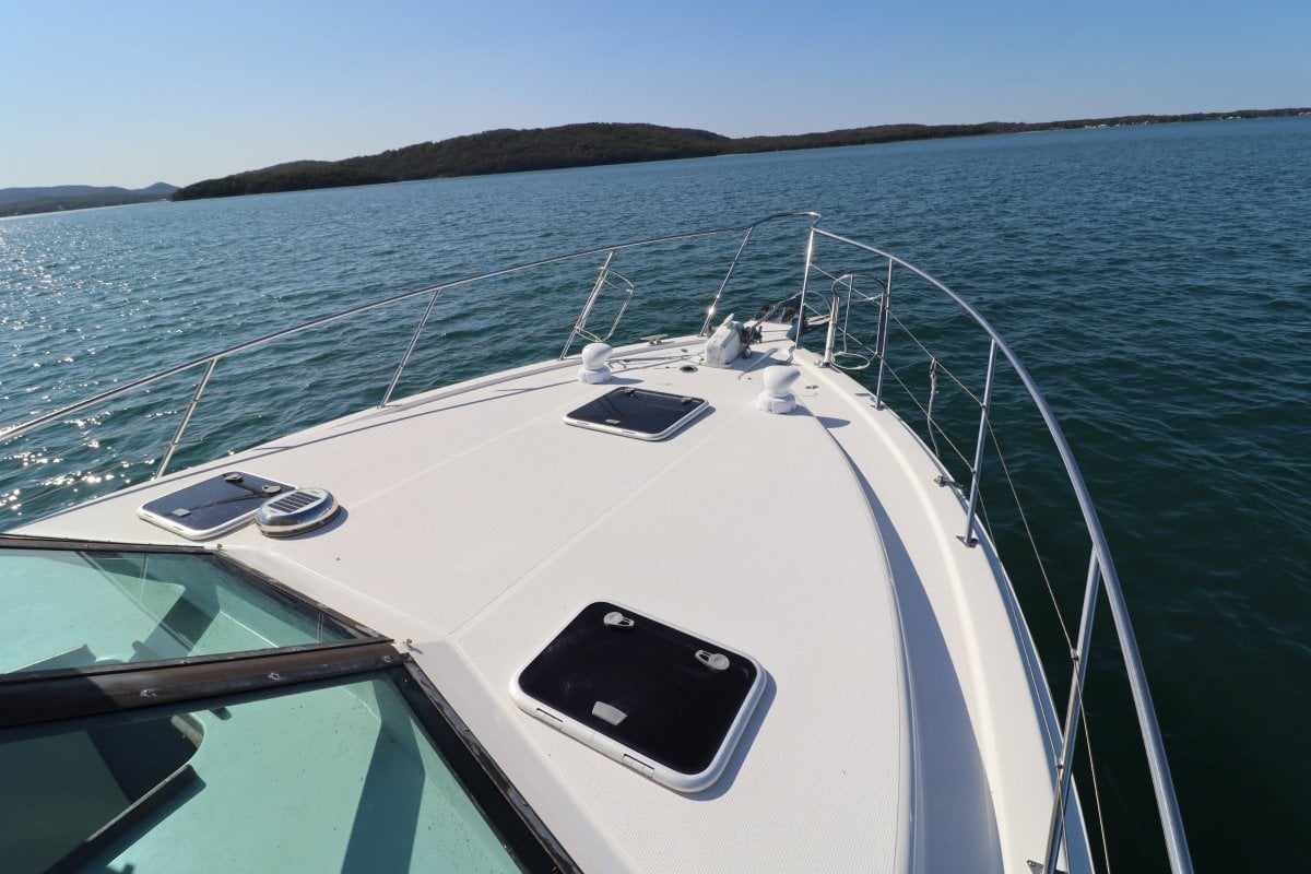 Used Riviera 33 Bluewater for Sale | Boats For Sale | Yachthub