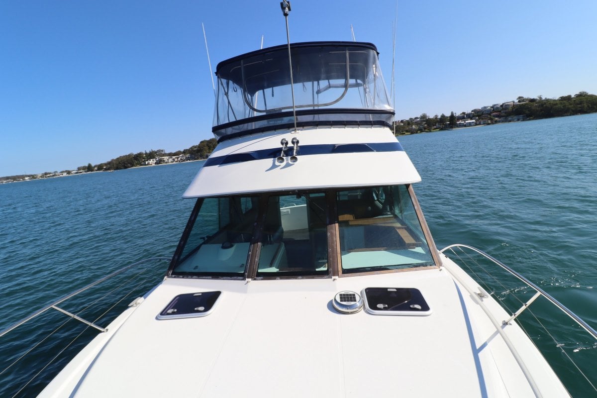 Used Riviera 33 Bluewater for Sale | Boats For Sale | Yachthub