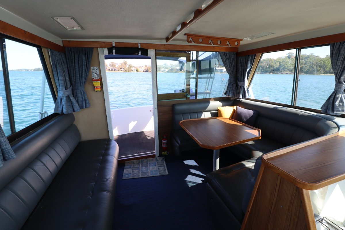 Used Riviera 33 Bluewater for Sale | Boats For Sale | Yachthub