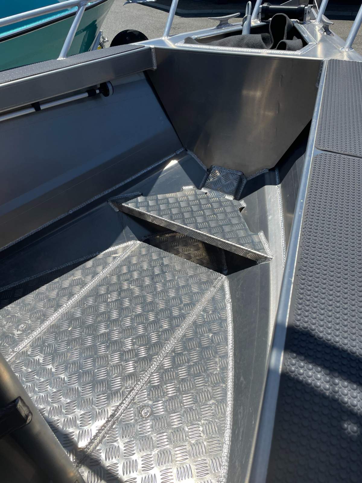 New Surtees 575 Pro Fisher For Sale | Chivers Marine