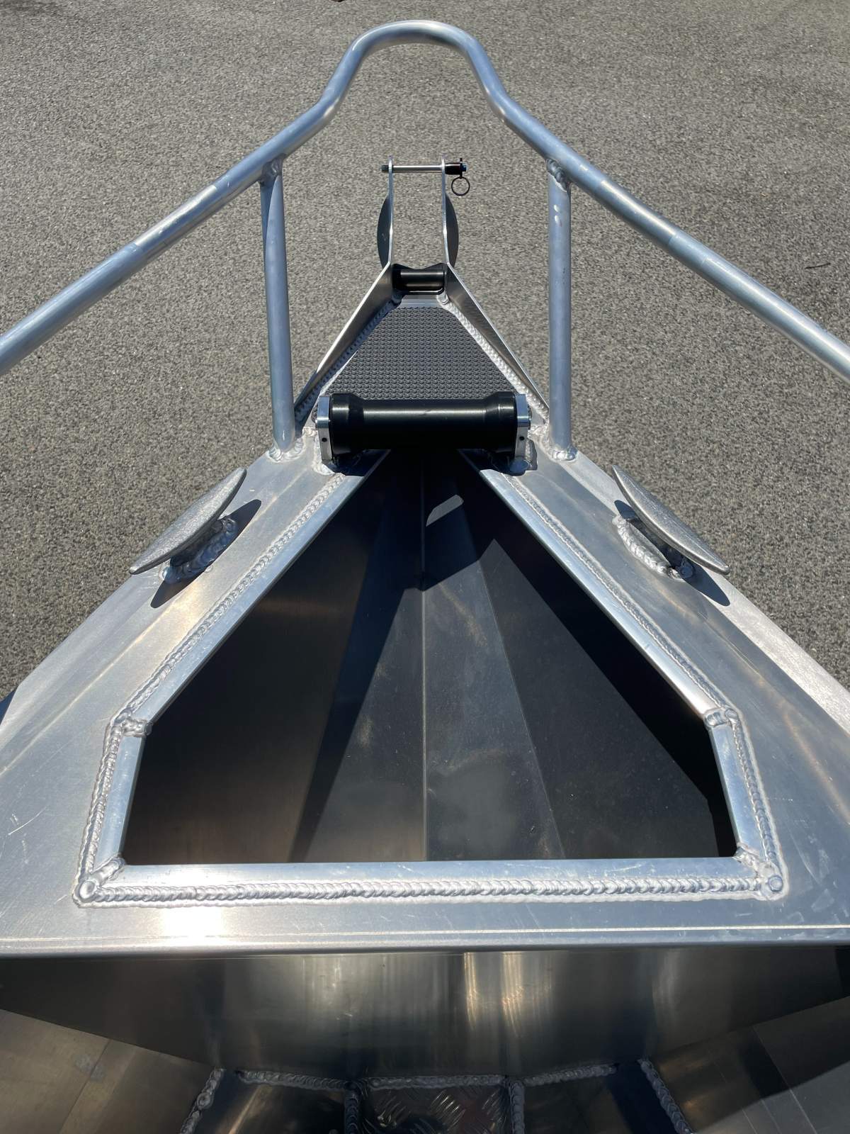 New Surtees 575 Pro Fisher For Sale | Chivers Marine