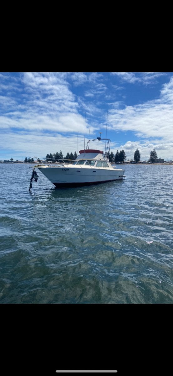 Randell 34 Flybridge: Power Boats | Boats Online for Sale | Fibreglass ...