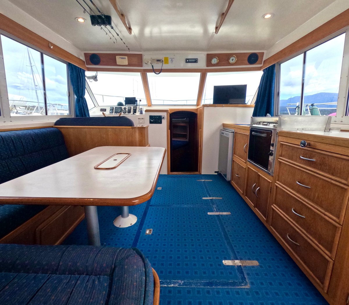 Fairway 36 Flybridge EXCEPTIONAL VALUE, QUALITY CRUISER! For Sale ...