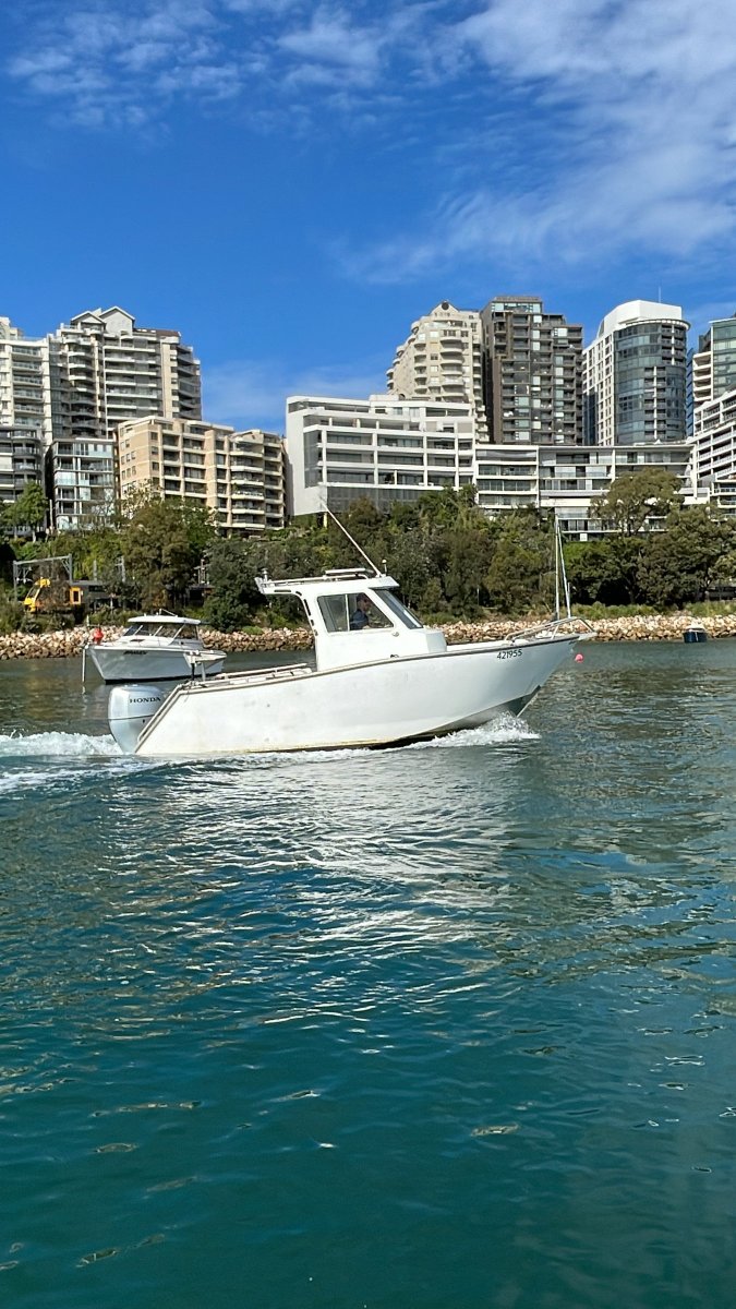 Amara 6.0 Centre Cab Aluminium Boat In Commercial Survey With Trailer ...