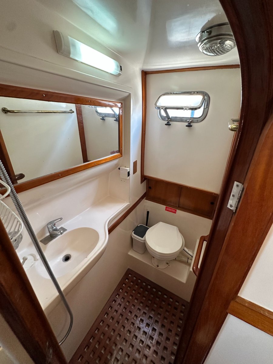 Clipper 34 Mark Iii: Power Boats | Boats Online for Sale | Fibreglass ...