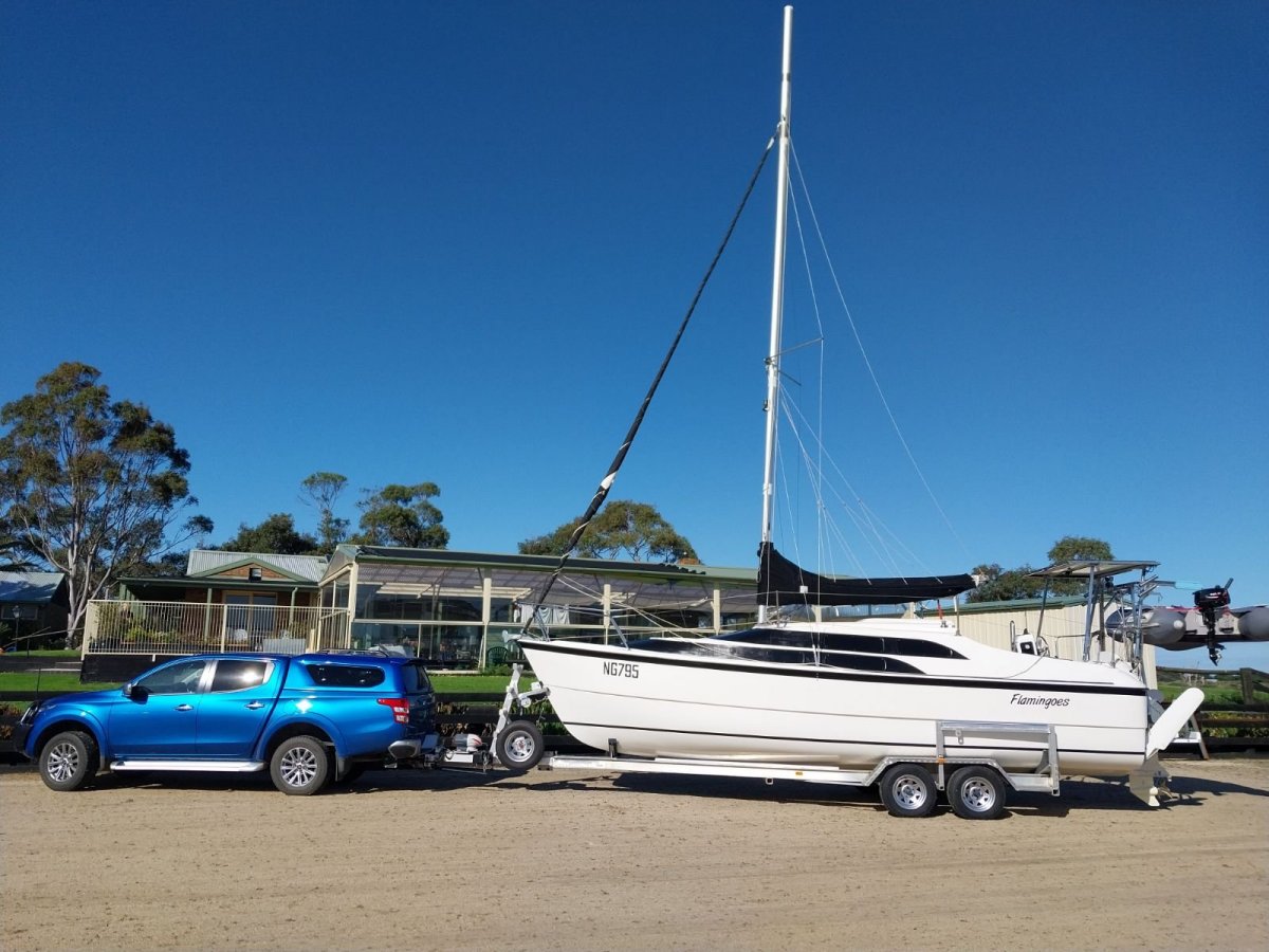Macgregor 26m: Trailer Boats | Boats Online for Sale | Fibreglass/grp ...