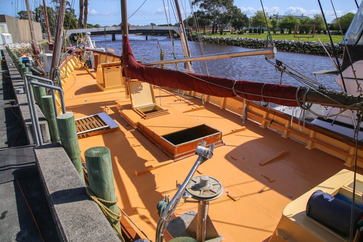 Custom Built 18.9m Fishing Vessel: Commercial Vessel | Boats Online for ...