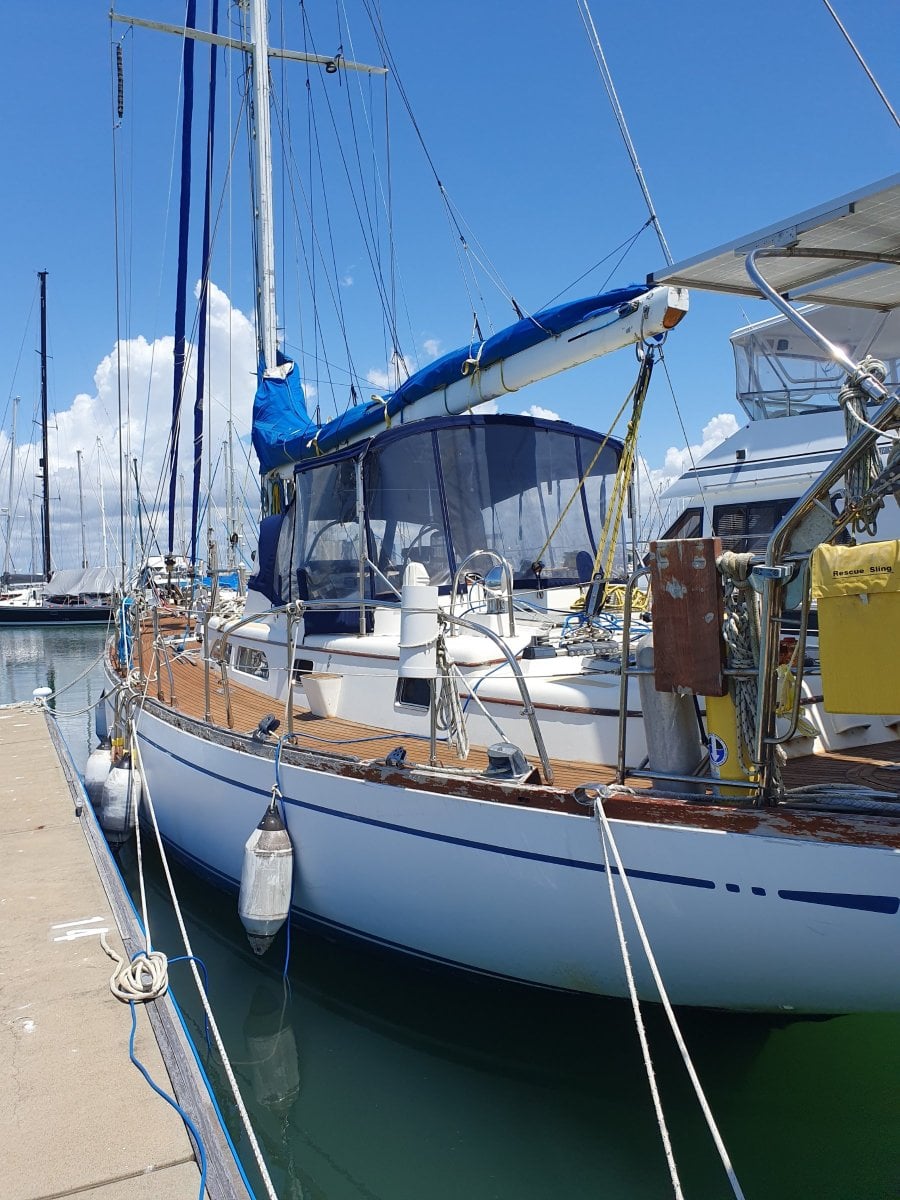 Used Mason 54 Centre Cockpit Hull #8 Of The 11 Built. for Sale | Yachts ...