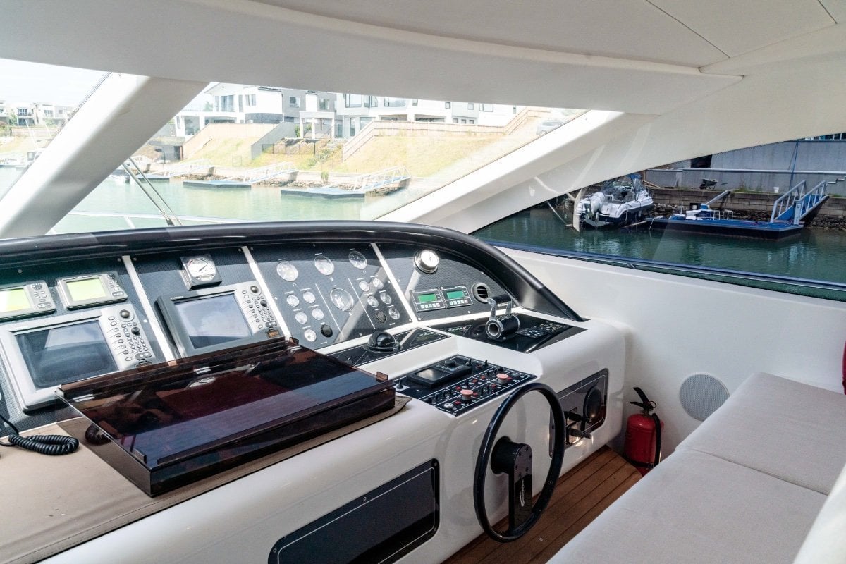 Mangusta 72: Power Boats | Boats Online for Sale | Fibreglass/grp ...