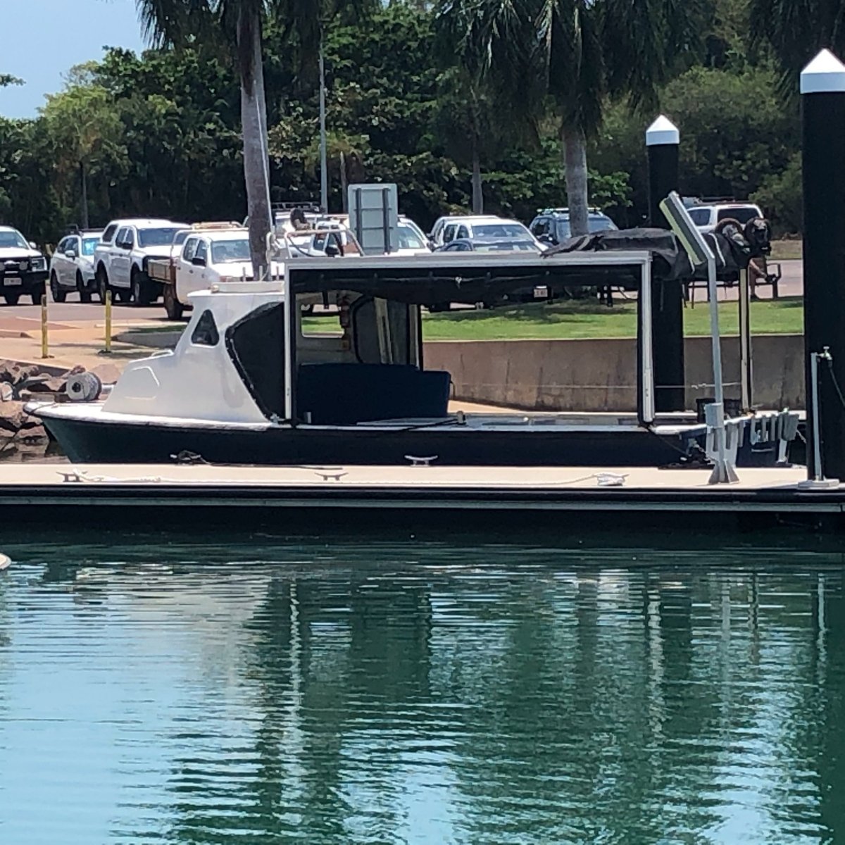 Used Ex Cray Dive Boat Diesel Fiberglass (darwin Nt) for Sale | Boats ...