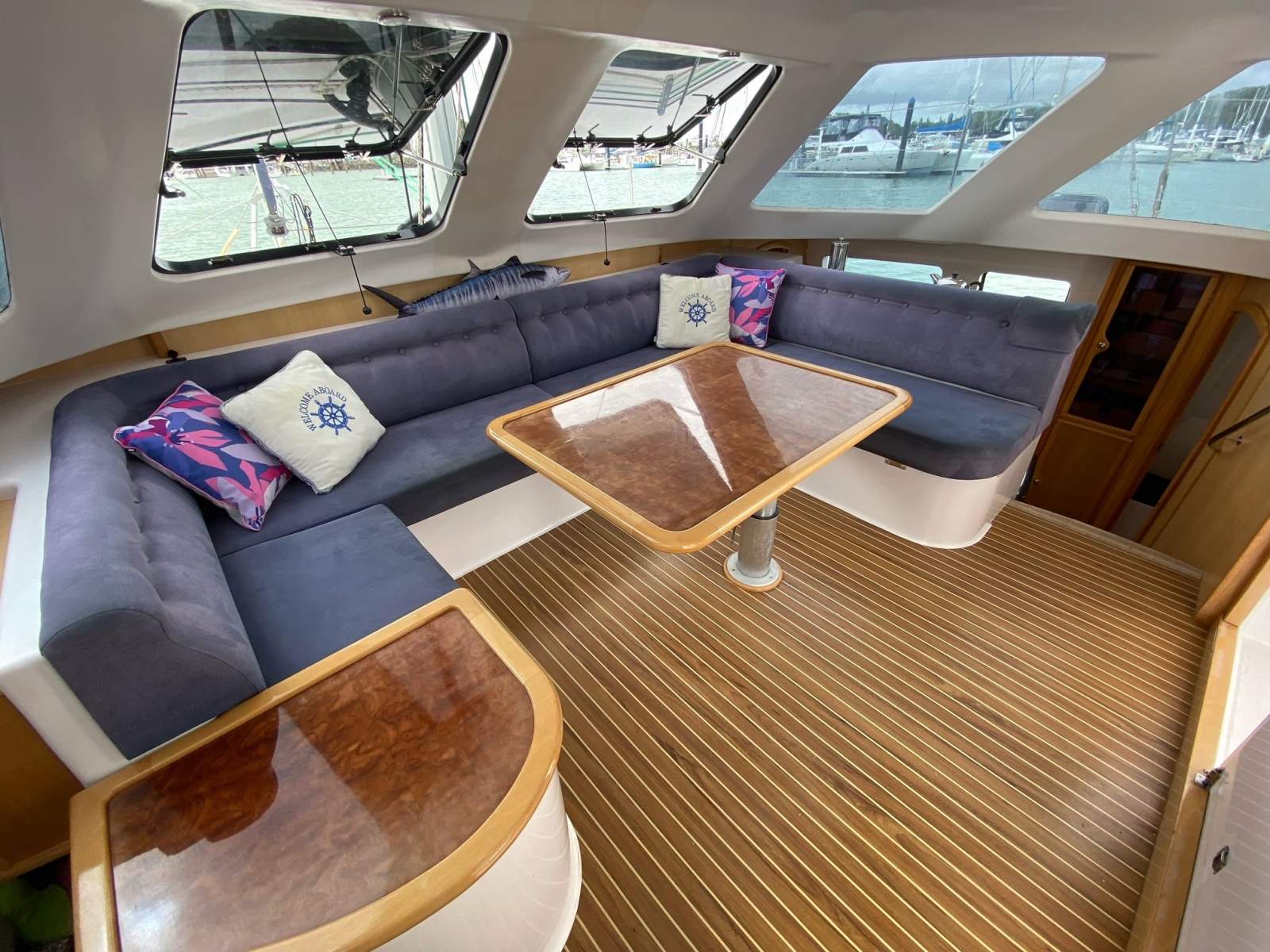 Used Seawind 1160 Deluxe 2013 for Sale | Yachts For Sale | Yachthub