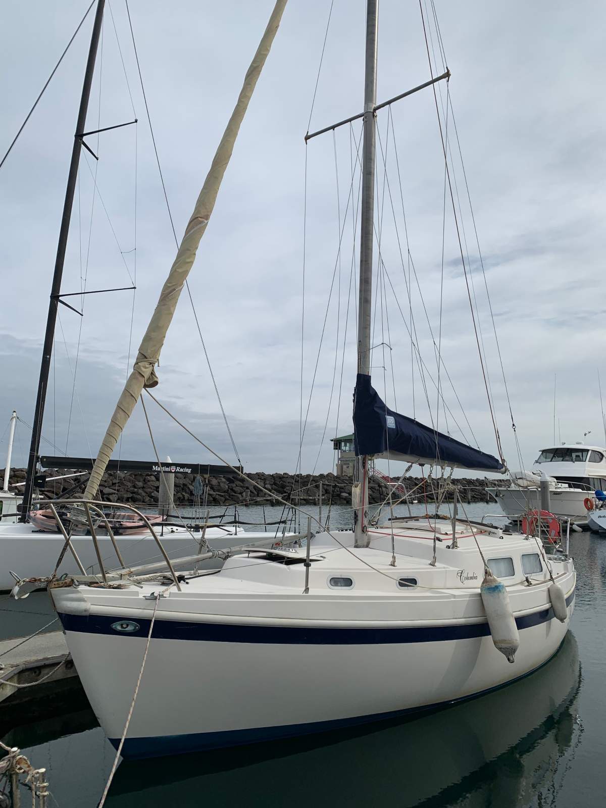 Columbia 27: Sailing Boats | Boats Online for Sale | Fibreglass/grp ...