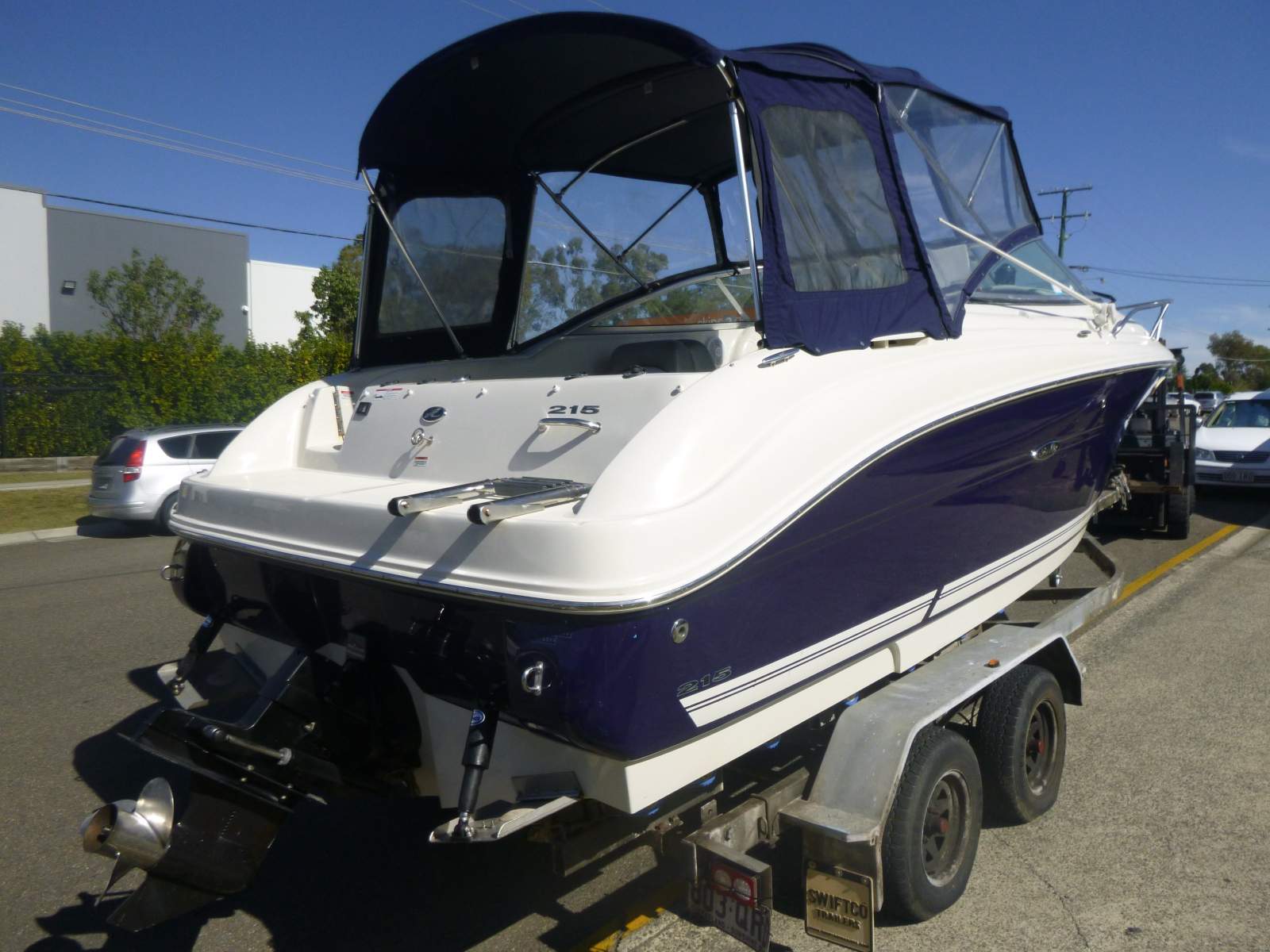 Sea Ray 215 Express Cruiser: Power Boats | Boats Online for Sale ...
