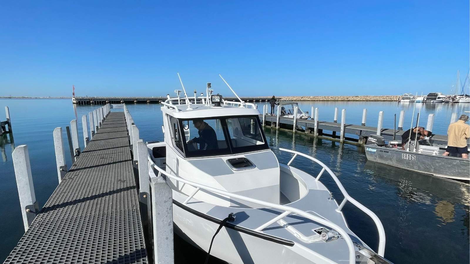 Used Lux Custom Boats 7500wa Demo Boat for Sale | Boats For Sale | Yachthub