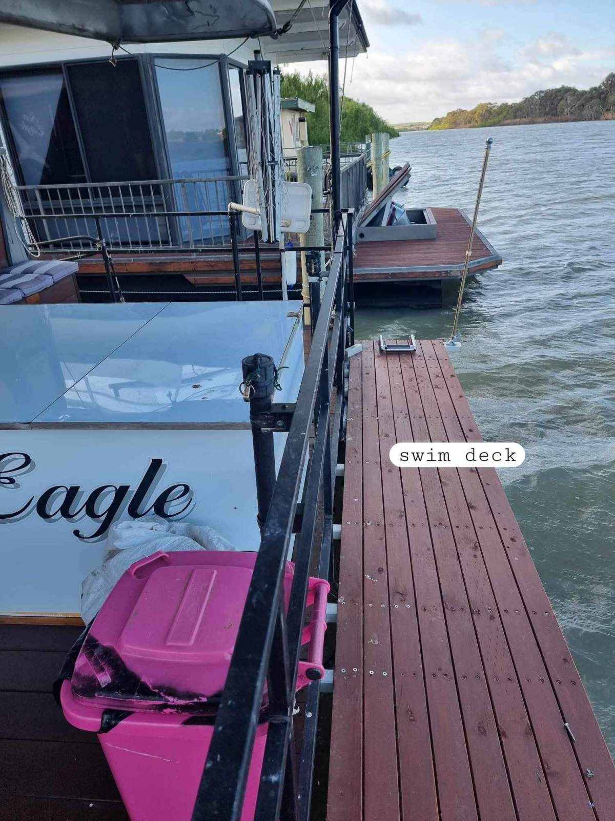 Sea Eagle For Sale | Echuca Houseboat Sales