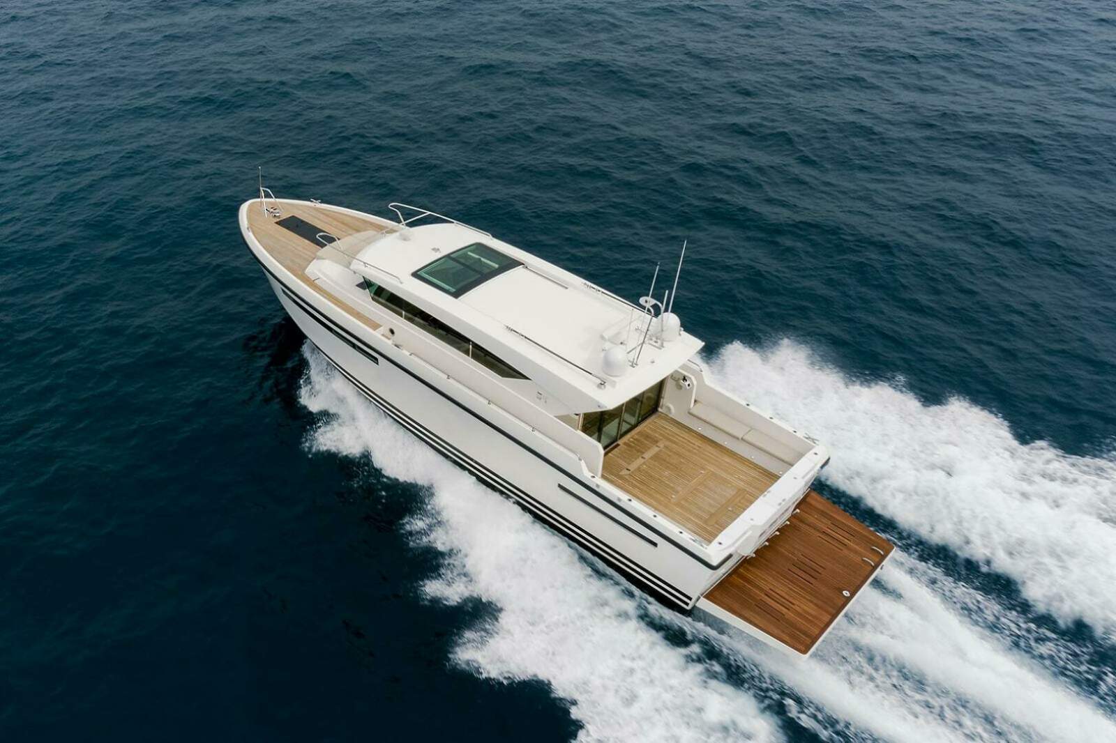 New Delta Powerboats 54 Ips Ultra Efficient, Large Volume, Exceptional ...