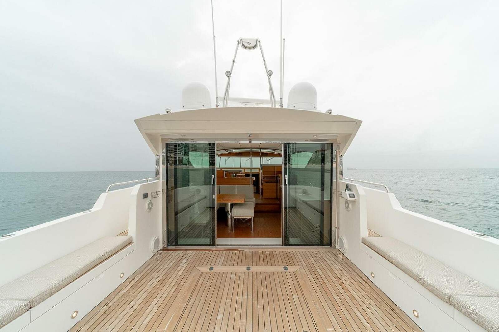 New Delta Powerboats 54 IPS ULTRA EFFICIENT, LARGE VOLUME, EXCEPTIONAL ...