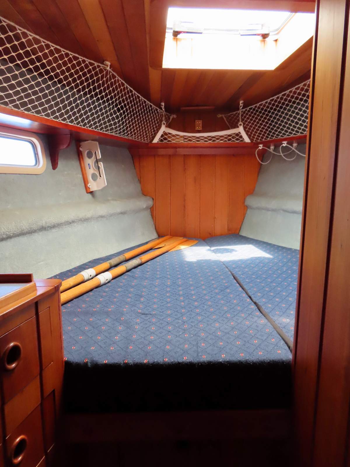 Used Roberts 36 Exceptional Centre Cockpit Cruising Yacht for Sale ...