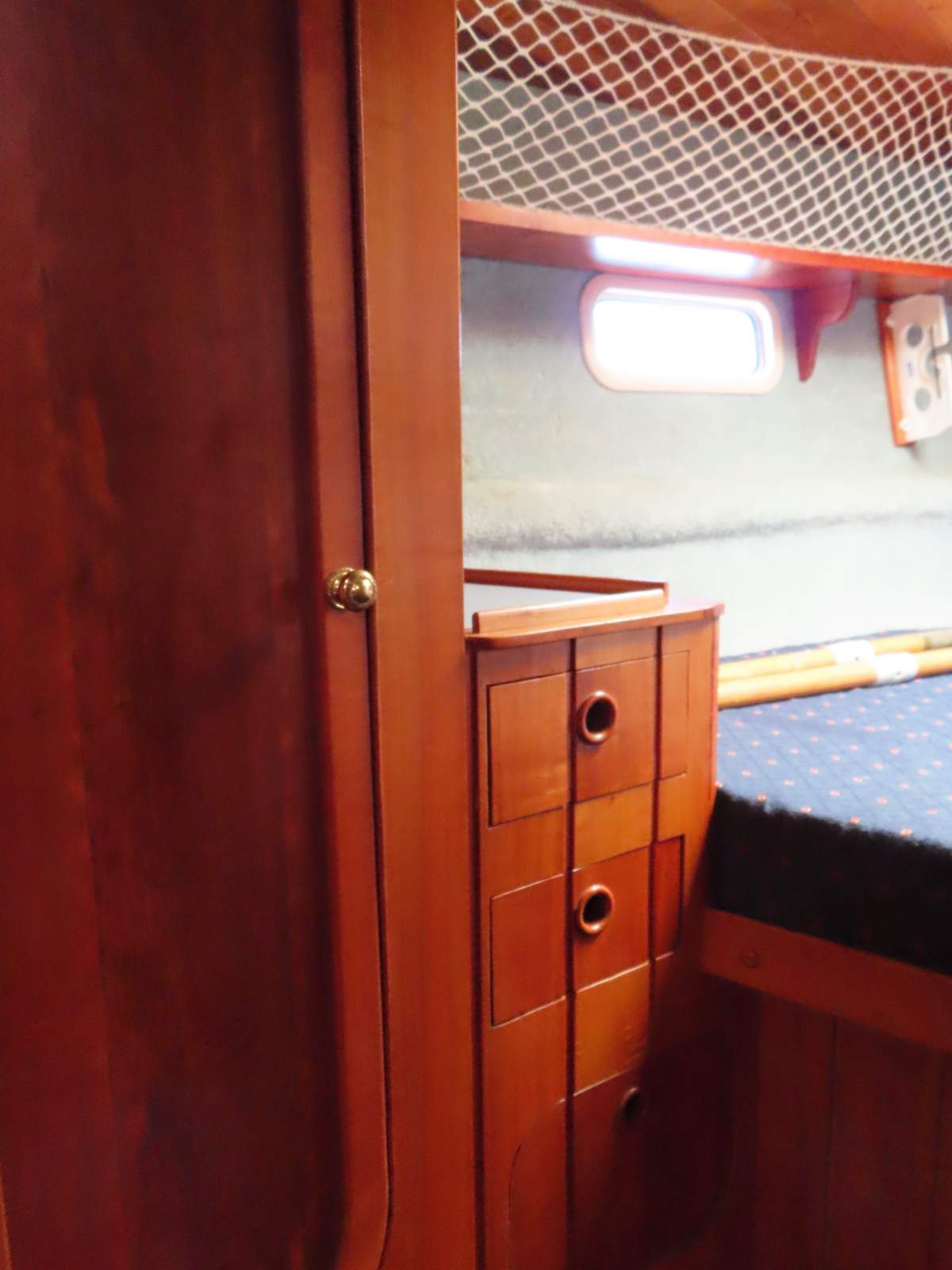 Used Roberts 36 Exceptional Centre Cockpit Cruising Yacht for Sale ...