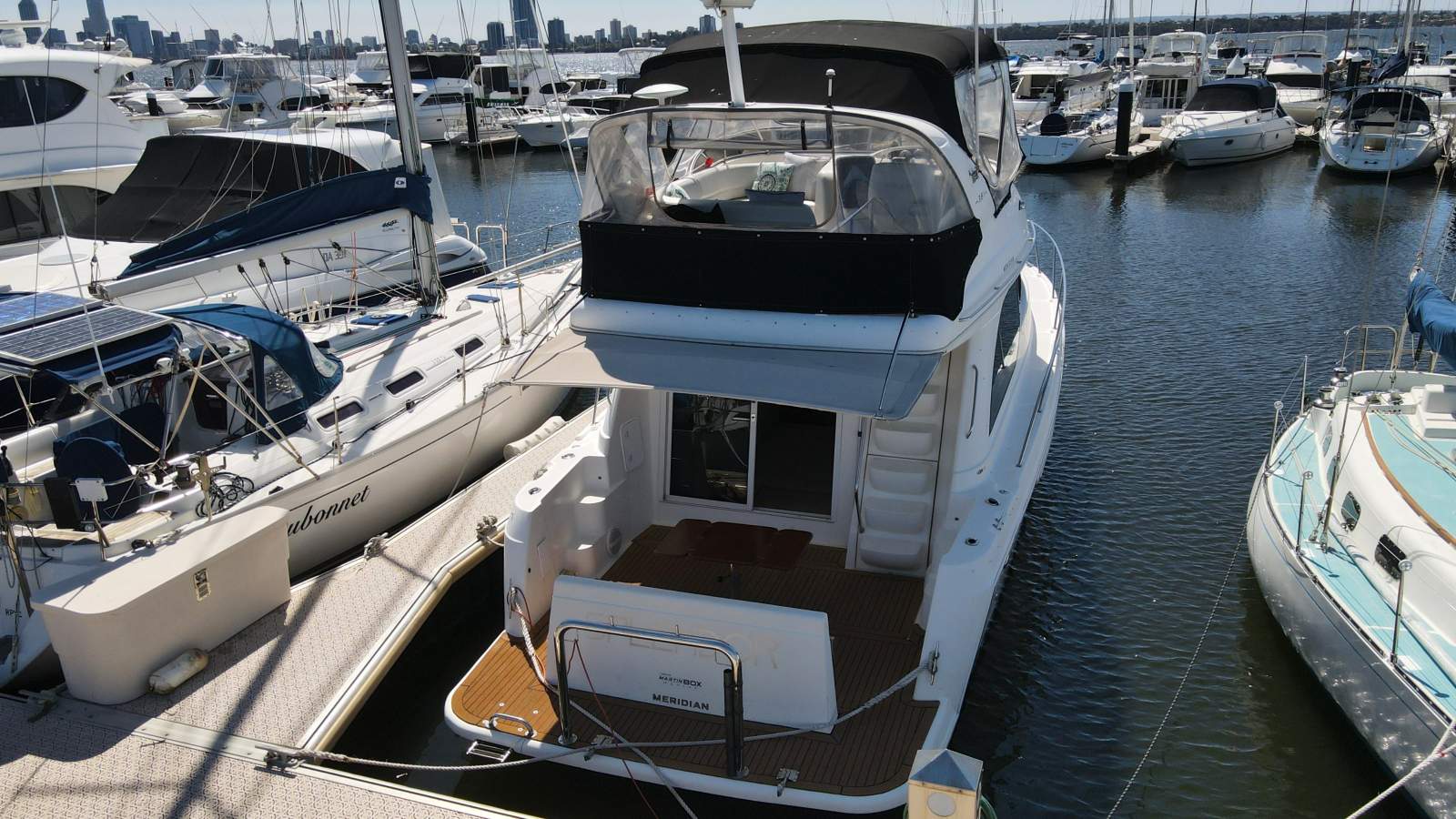 Used Meridian 381 Sedan Bridge - Your Gateway To Relaxed Cruising! for ...