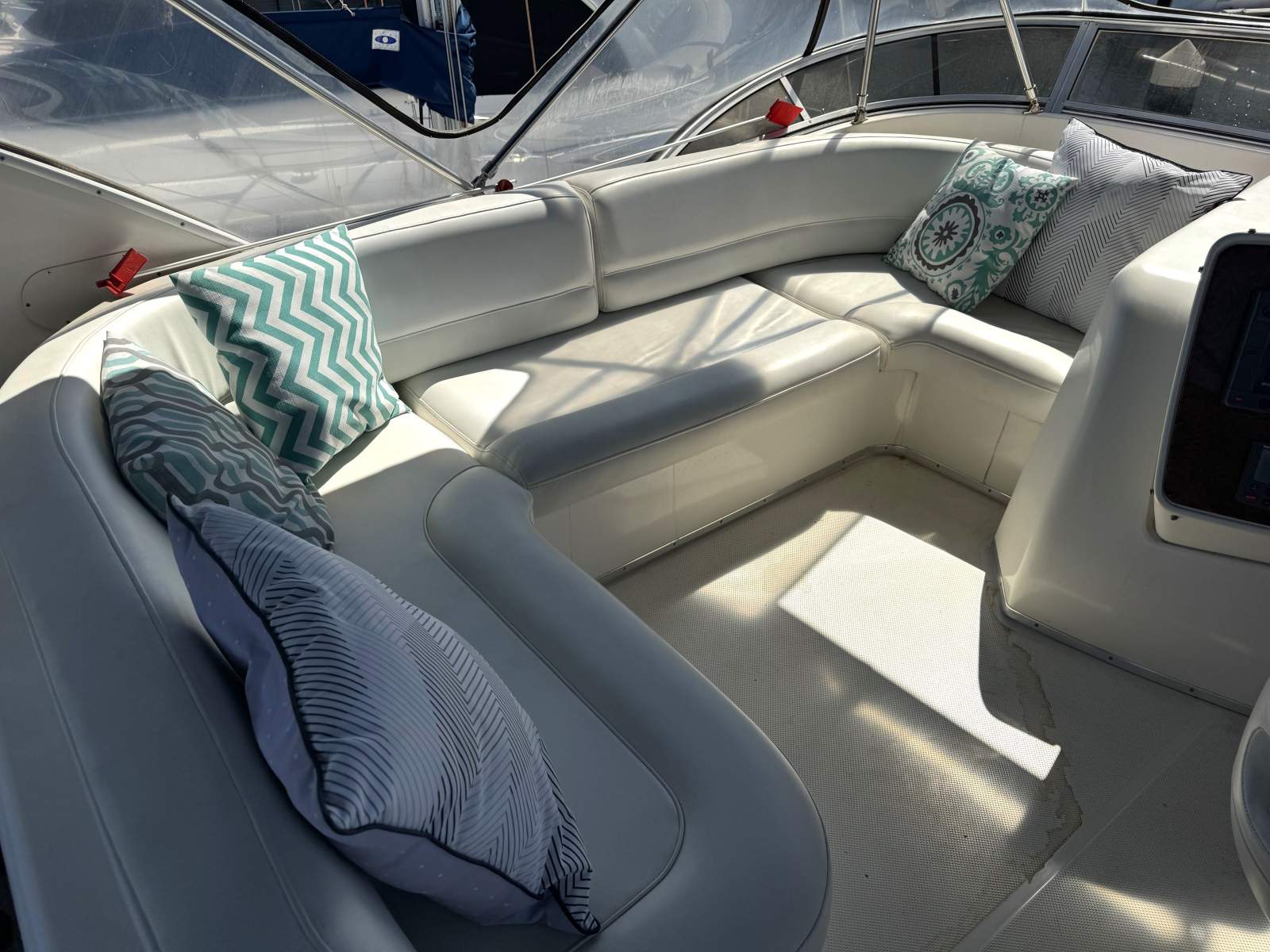 Used Meridian 381 Sedan Bridge - Your Gateway To Relaxed Cruising! for ...