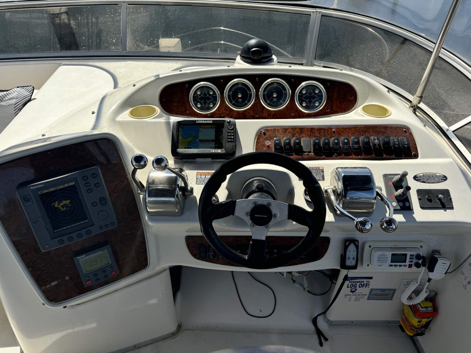 Used Meridian 381 Sedan Bridge - Your Gateway To Relaxed Cruising! for ...