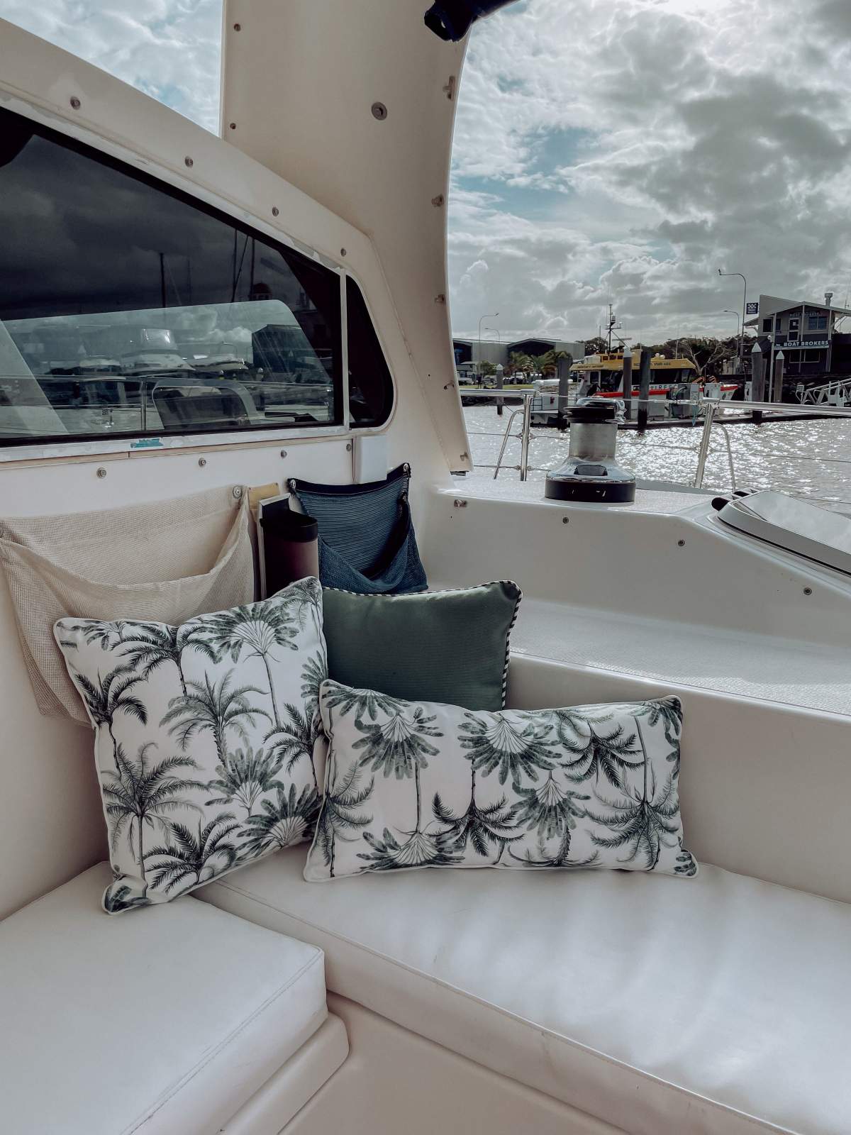 Used Seawind 1200 for Sale | Yachts For Sale | Yachthub