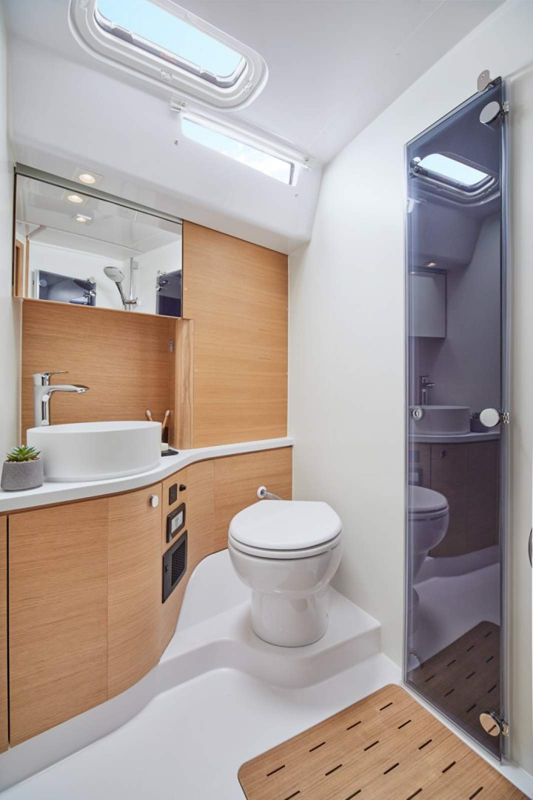 New Elan E6 for Sale | Yachts For Sale | Yachthub